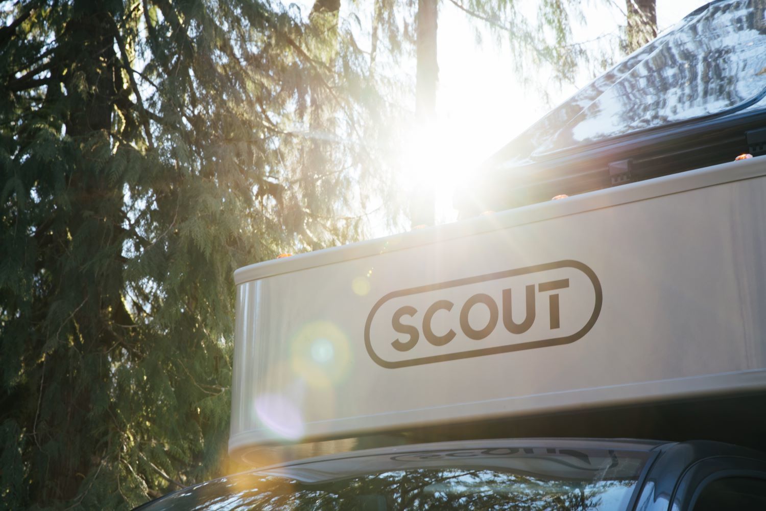 Adventurer Manufacturing Introduces New Sales Team - RV News