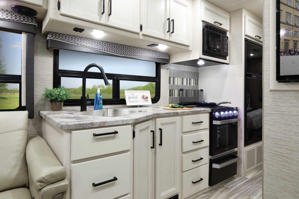 Thor A.C.E, Windsport and Hurricane RVs Upgraded for 2021 - RV News