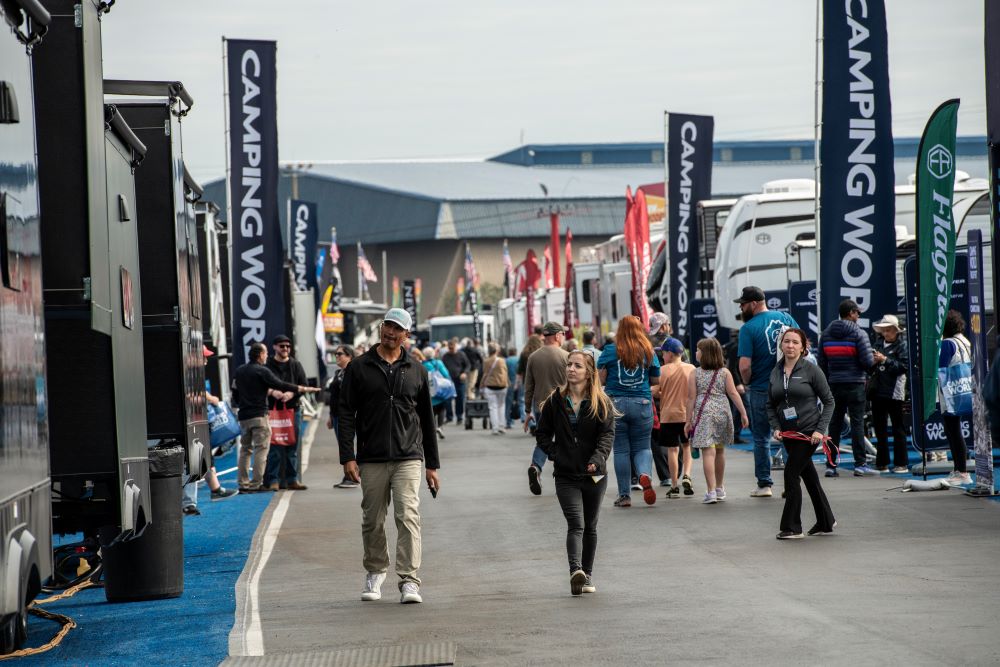 Fifth Wheels Abound in Tampa - RV News